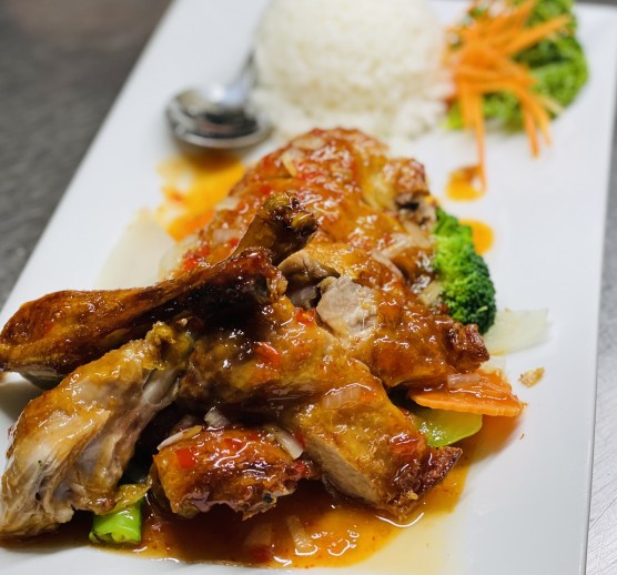 Thai Bowl Restaurant Watertown - Official Site & Menu - Order Online