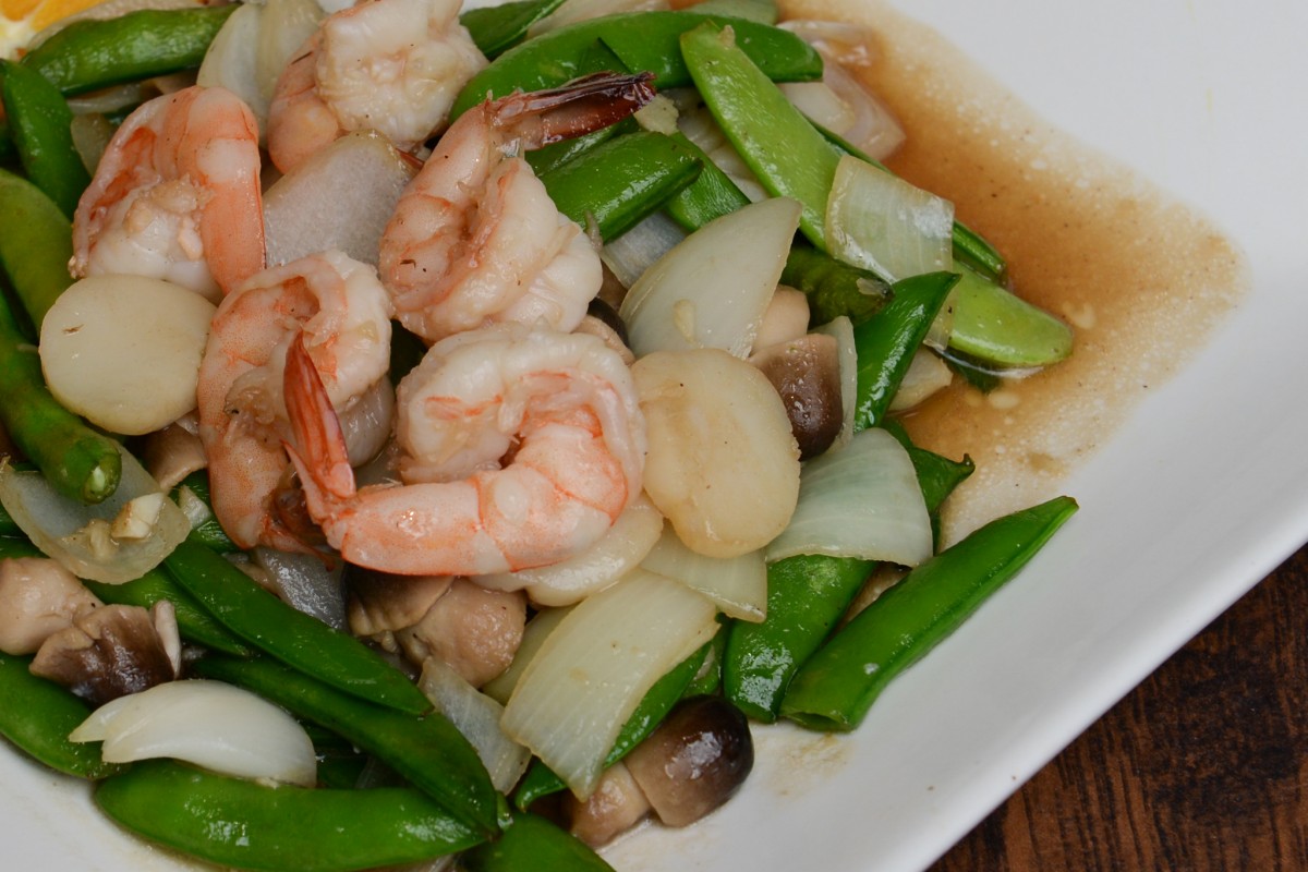 Scallop with Shrimp and Snow pea